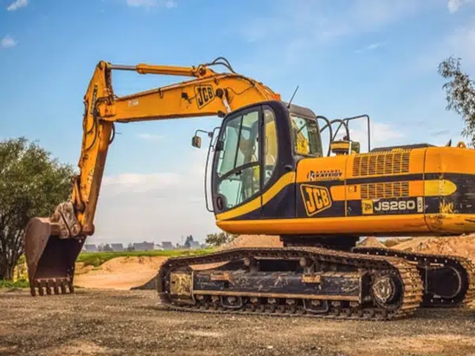 Questions To Ask & Checklist For Buying A Used Excavator | Equipment Radar